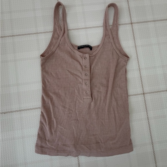 Brandy Melville | Tops | Brandy Melville Ribbed Tank Top | Poshmark